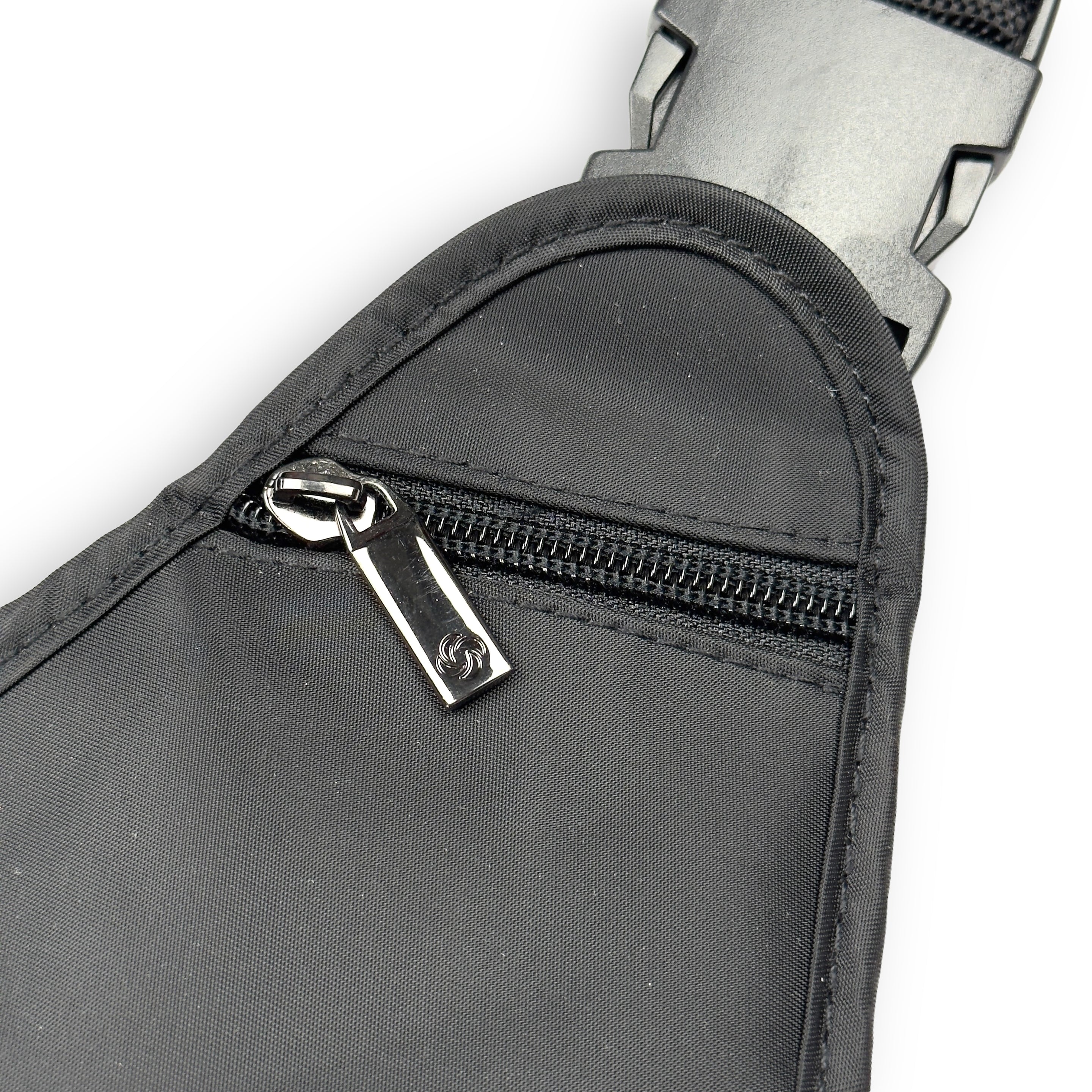 EARLY 2000S VINTAGE SAMSONITE MULTIPOCKET SHOULDER BAG – Archivology